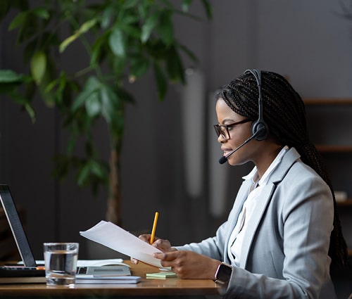 Essential Customer Service Skills - Employability Essential Customer Service Skills - Employability